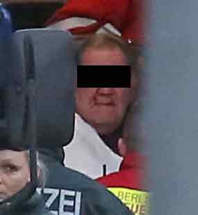 Rentner (68) droht in Bank mit Pistole