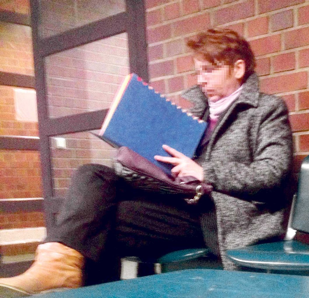 Die Lehrerin, die ihre Schüler in Berlin beklaut hat 3.600 Euro Strafe ...