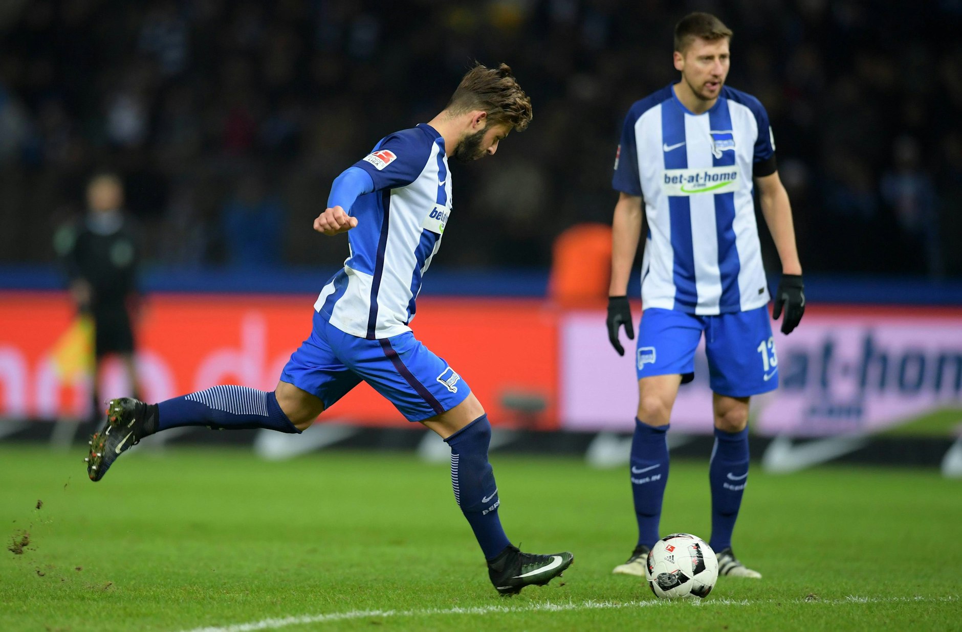 Platte: Wetten, dass dieser Hammer Tor des Monats wird