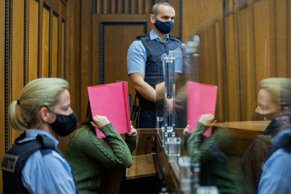 Greta (3) stirbt im Kindergarten: Mordprozess gegen Erzieherin hat begonnen