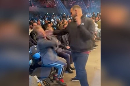 UPDATE! Bei Boxkampf: Hier ohrfeigt TikTok-Star Fat Comedy Oliver Pocher – Polizei ermittelt ...