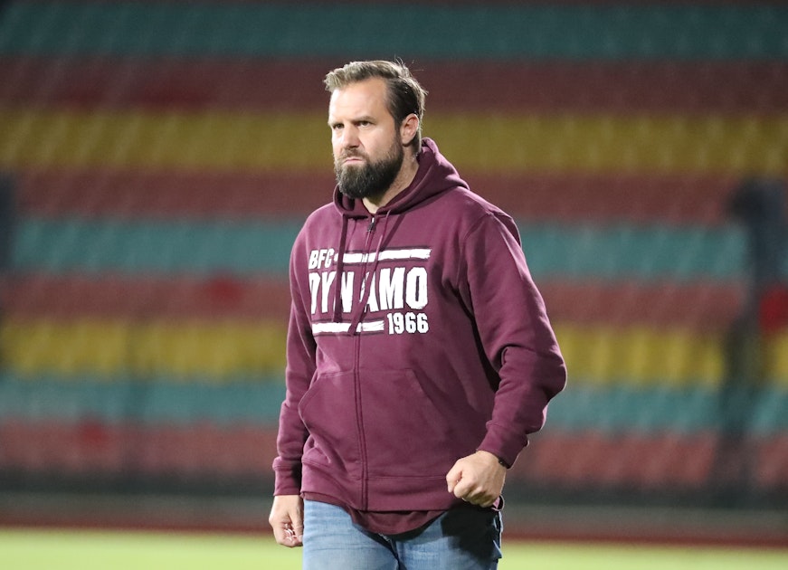 Dicke Luft beim BFC Dynamo: Trainer Heiner Backhaus holt die Keule raus