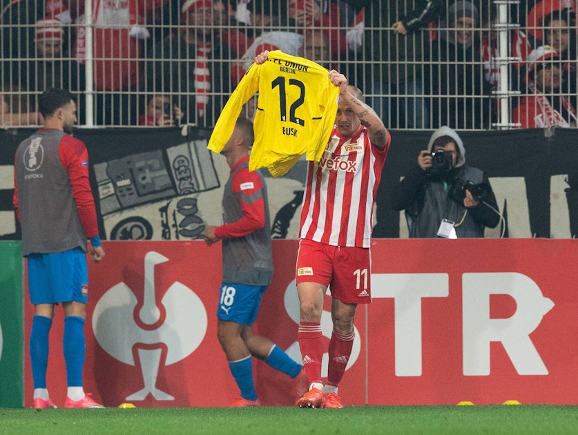 Unions Torwart Jakob Busk lüftet das Geheimnis um Sven Michels Trikot-Jubel