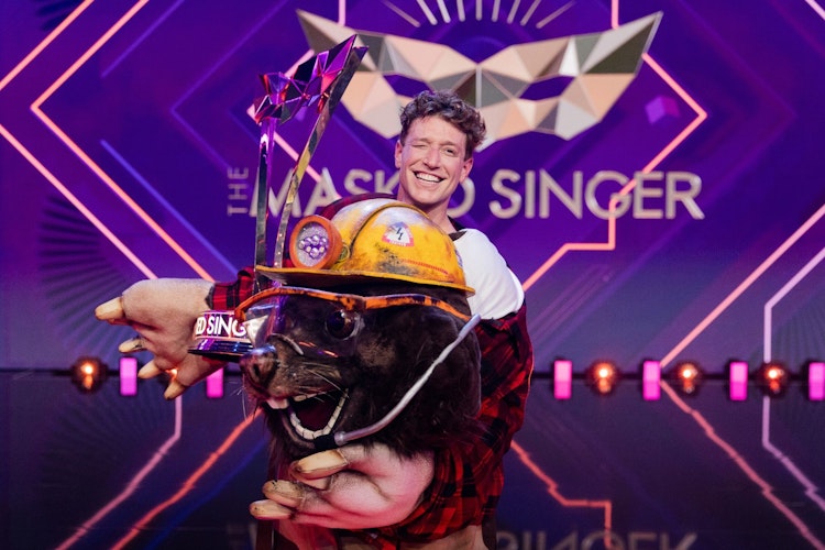 „The Masked Singer“: Daniel Donskoy ist der Maulwurf – und gewinnt die ...