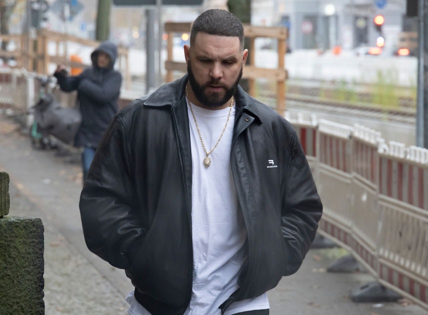 Muss der nicht irgendwann in den Knast? Rapper Fler mal wieder zu Haft ...