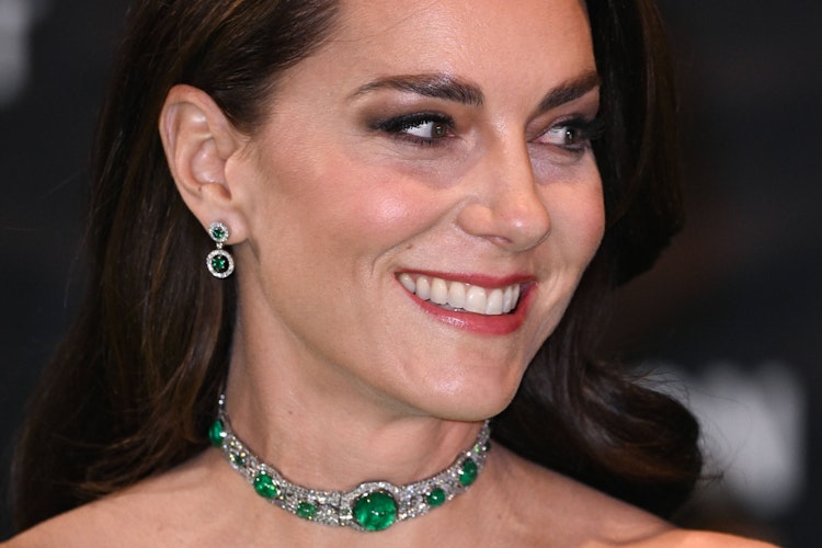 Starkes Zeichen: Hier zeigt sich Prinzessin Kate mit der Smaragd-Kette von Prinzessin Diana ...
