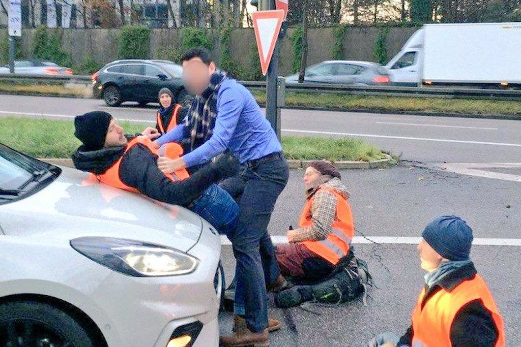 Update Ausraster Wegen Klimakleber Aktion Hier Geht Ein Autofahrer