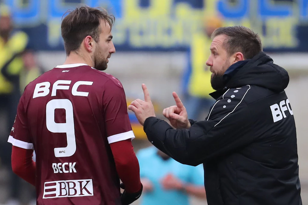 BFC-Dynamo-Trainer Heiner Backhaus kritisiert Spieler: „Einigen fehlt ...