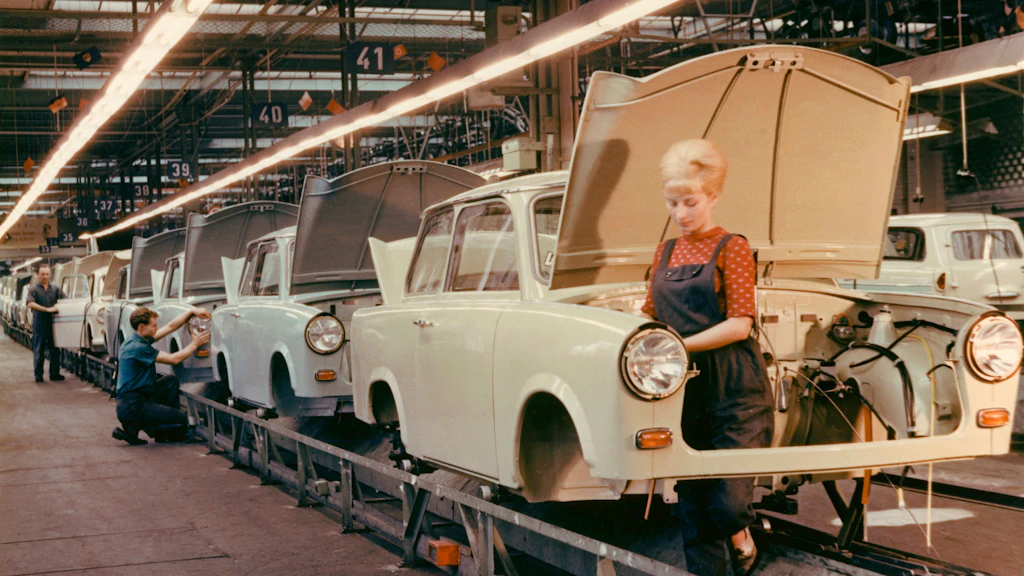 Die DDR-Auto-Legenden sind zurück: „Trabi“ und „Wartburg“ erobern ...