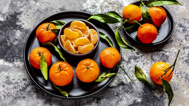 Mandarine, Orange und Co.: Kann ich die weiße Haut zwischen Schale und ...