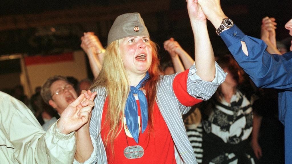 Ost-Fest mit Fahnenappell: Darf man die DDR überhaupt noch feiern?