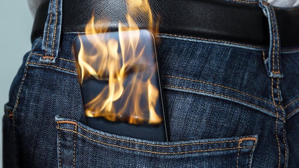 Warnung! So gefährlich ist die Nutzung des Handys bei großer Hitze